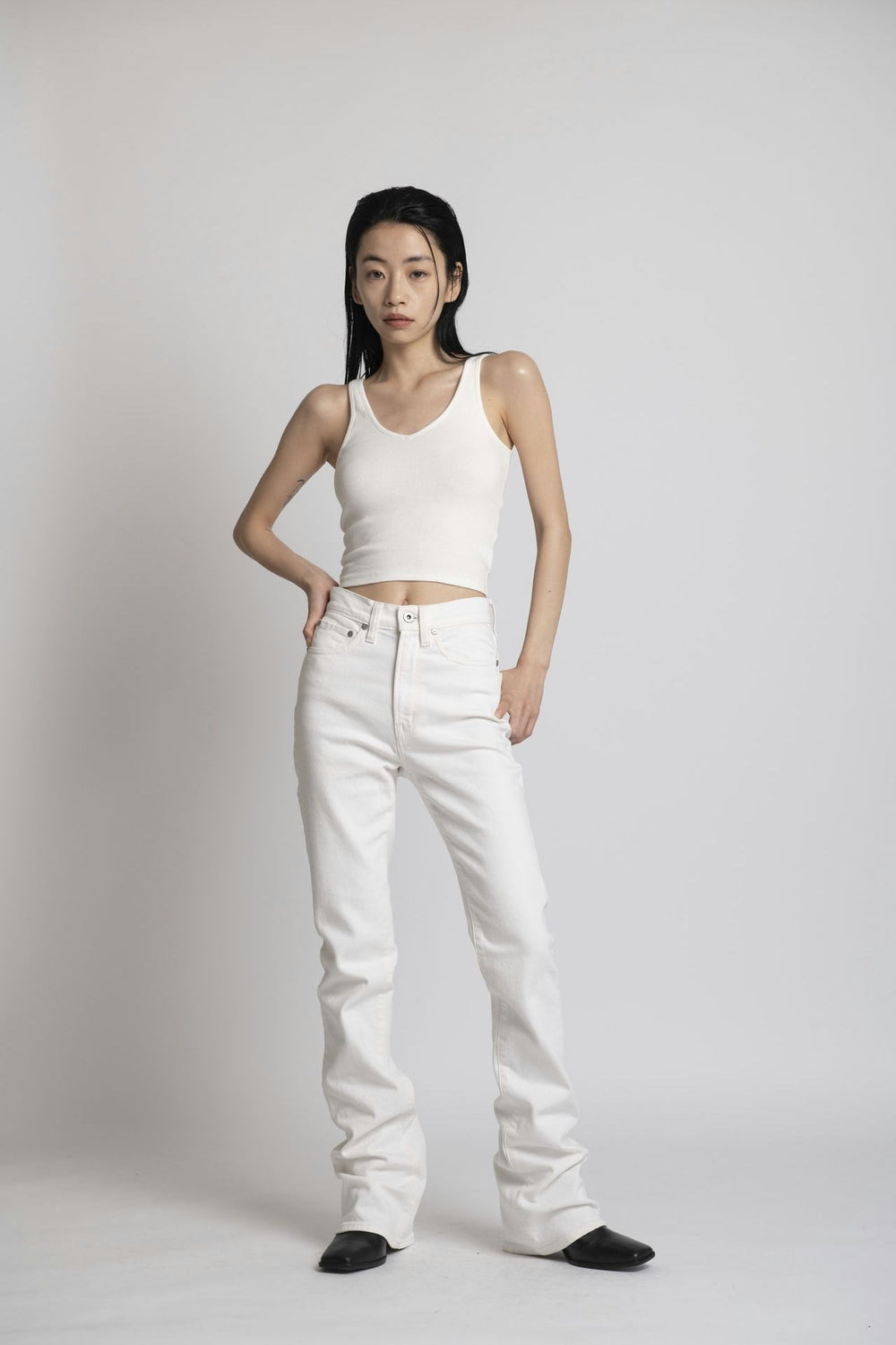 Neo Fitted Tank White
